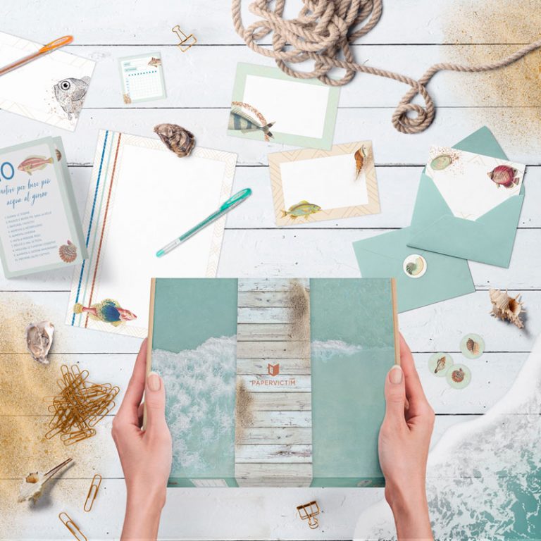 Fish and Chic - Box Agosto 2020 EDIZIONE LIMITATA - PaperVictim